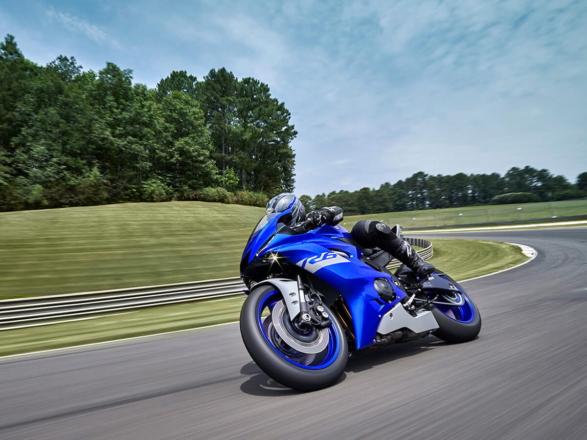 Launching Soon Yamaha YZF R6 MT 09 TMAX 560 Bolt Price Specs And Launching Soon Yamaha YZF R6 MT 09 TMAX 560 Bolt Price Specs And